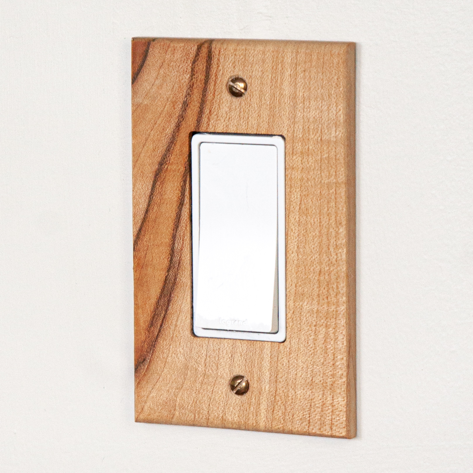 Premium Wood Outlet Covers and Wood Light Switch Covers